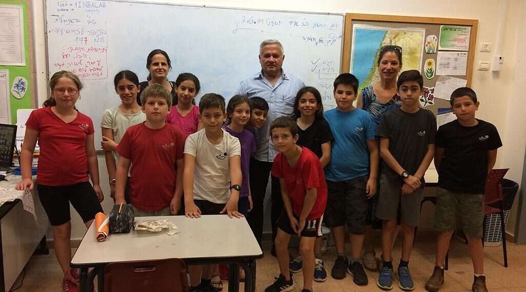 Israeli students clean up at international environmental reporting ...