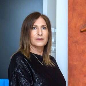 A woman behind enemy lines - www.israelhayom.com
