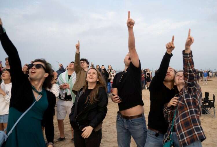 One big liftoff for mankind: Starship makes successful splashdown in ...