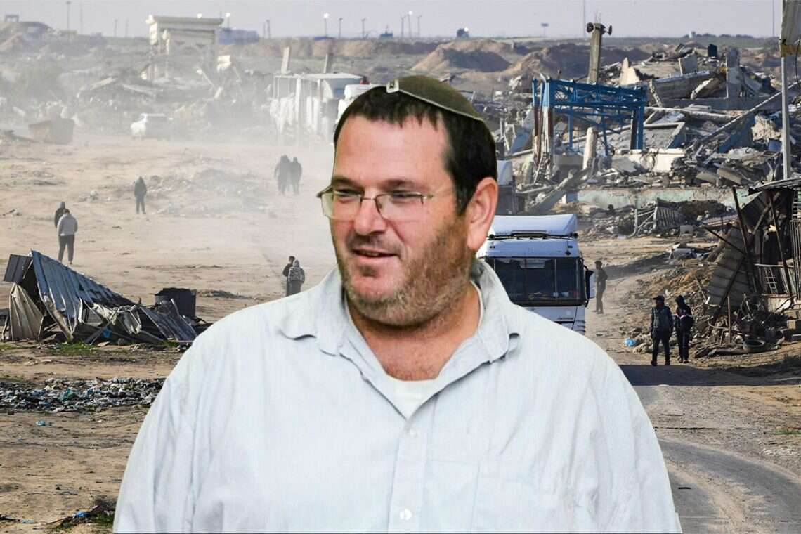 Senior Shin Bet official accused of smuggling goods into Gaza