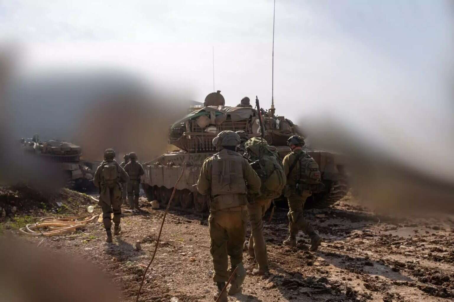 IDF troops in Lebanon claim change in open-fire rules